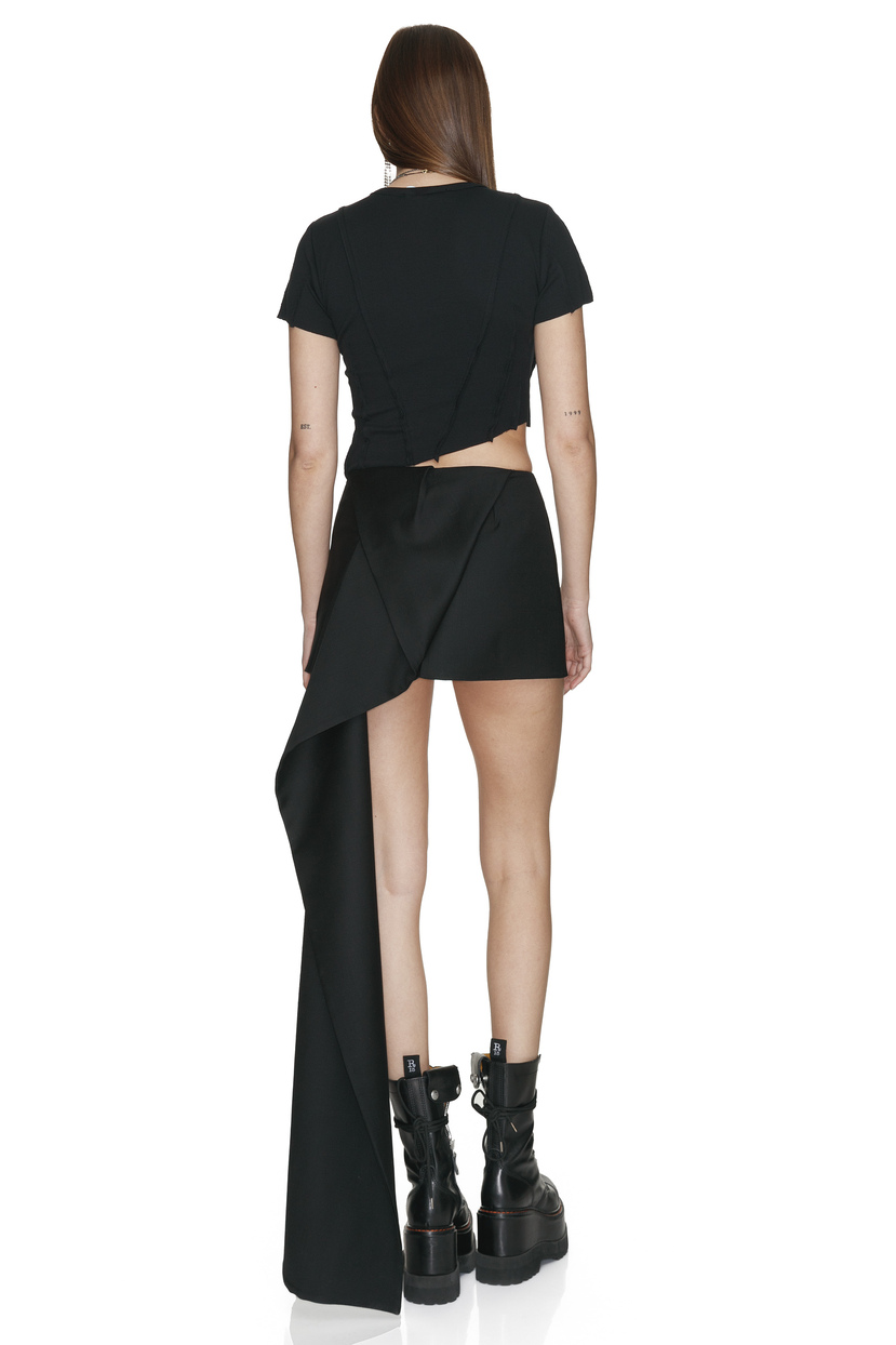 Black Mini Top With Front Details - PNK Casual